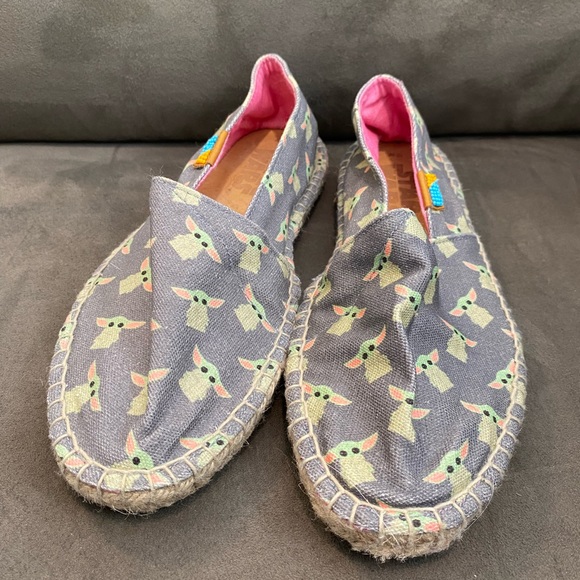 ubuntu | Shoes | Star Wars Baby Yoda Ubuntu Espadrilles Shoes Size ...